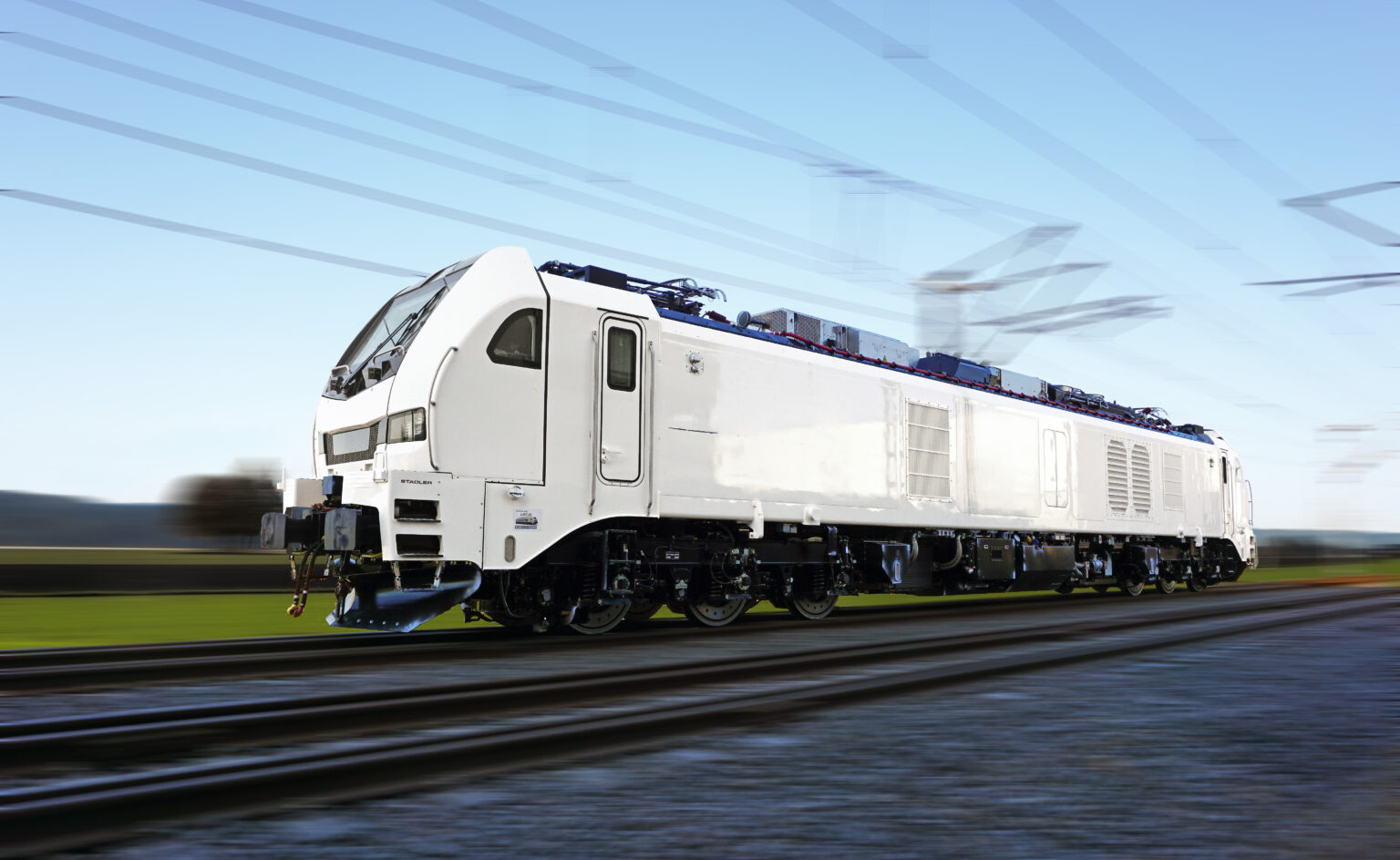 EuroDual Hybrid Locomotive- European Loc Pool